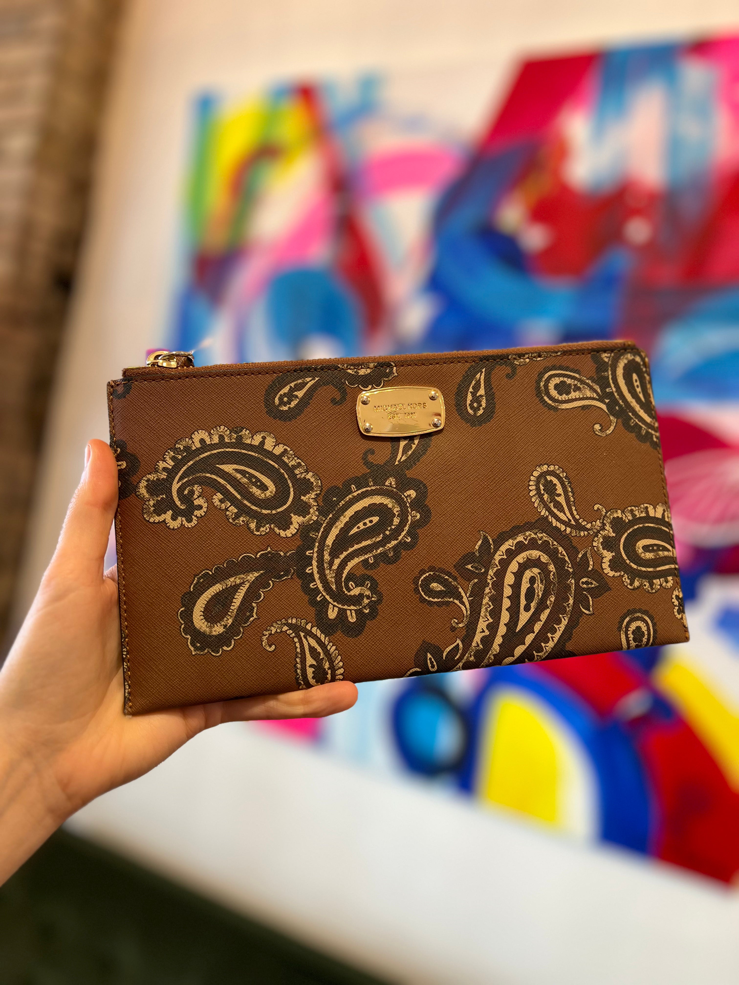 Michael Kors Multi Colour Clutch – Siopaella Designer Exchange