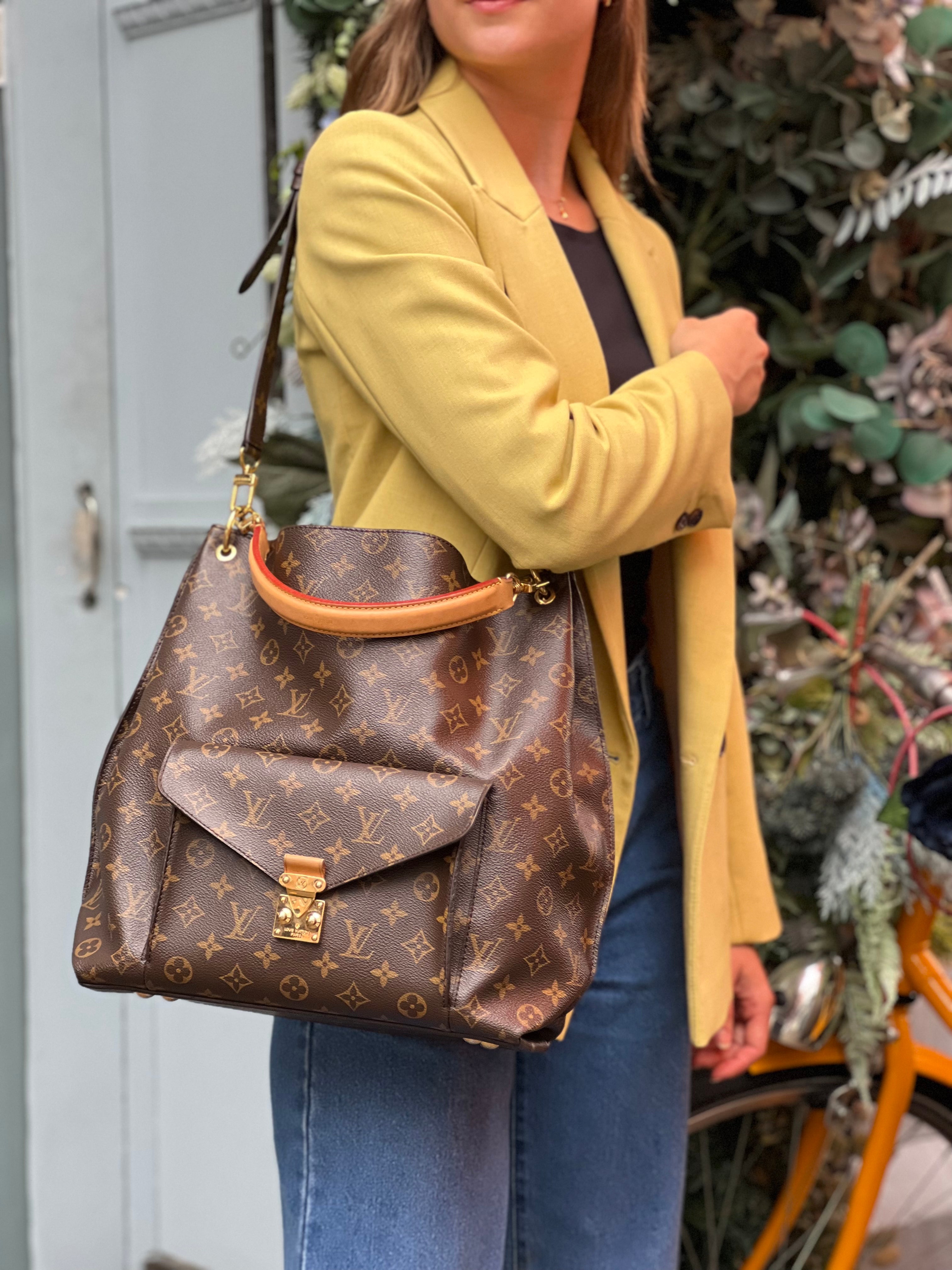 Louis Vuitton Monogram Canvas Metis Shoulder Bag – Siopaella Designer ...