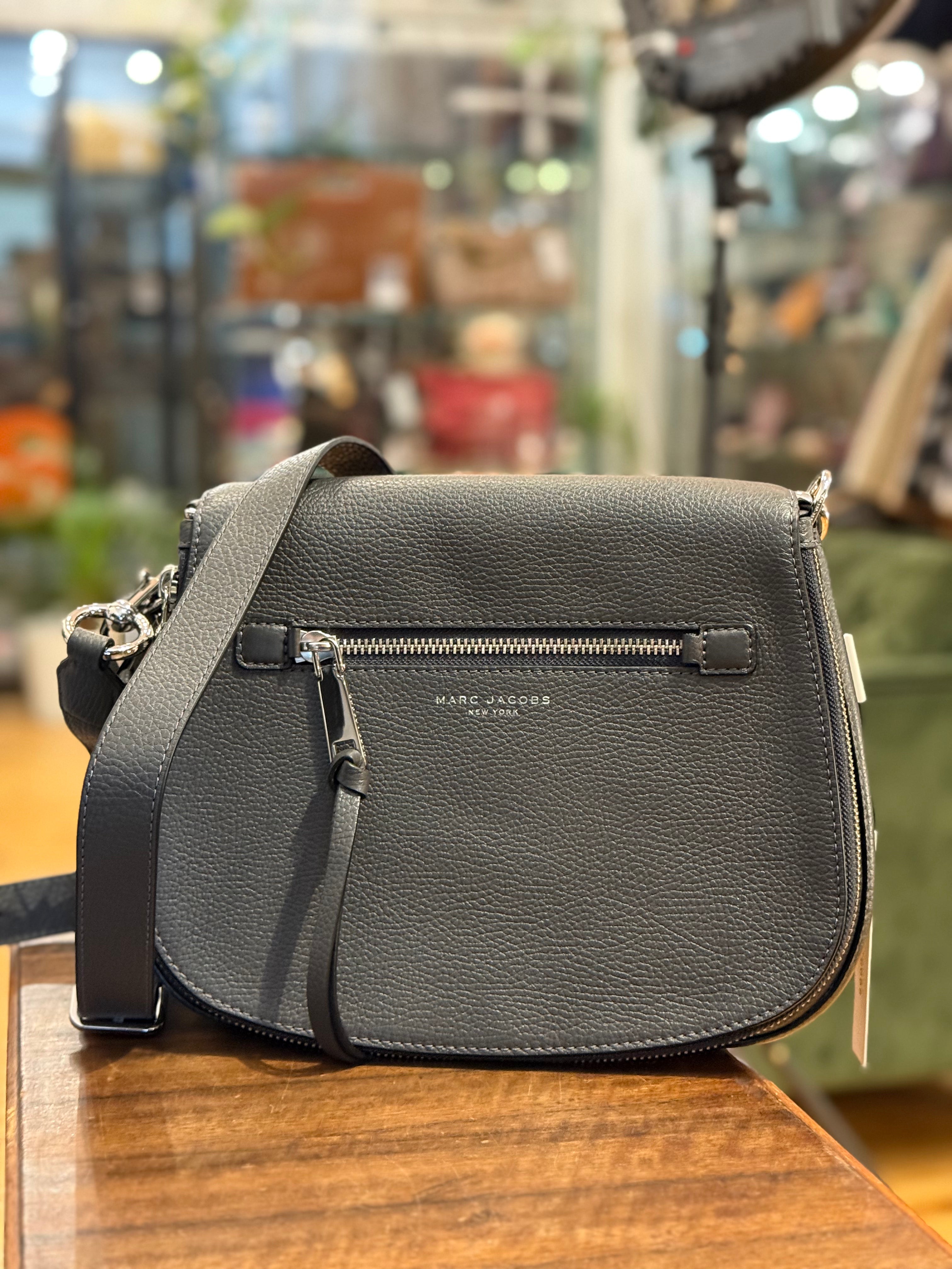 Marc Jacobs Charcoal Leather Large Recruit Crossbody – Siopaella ...