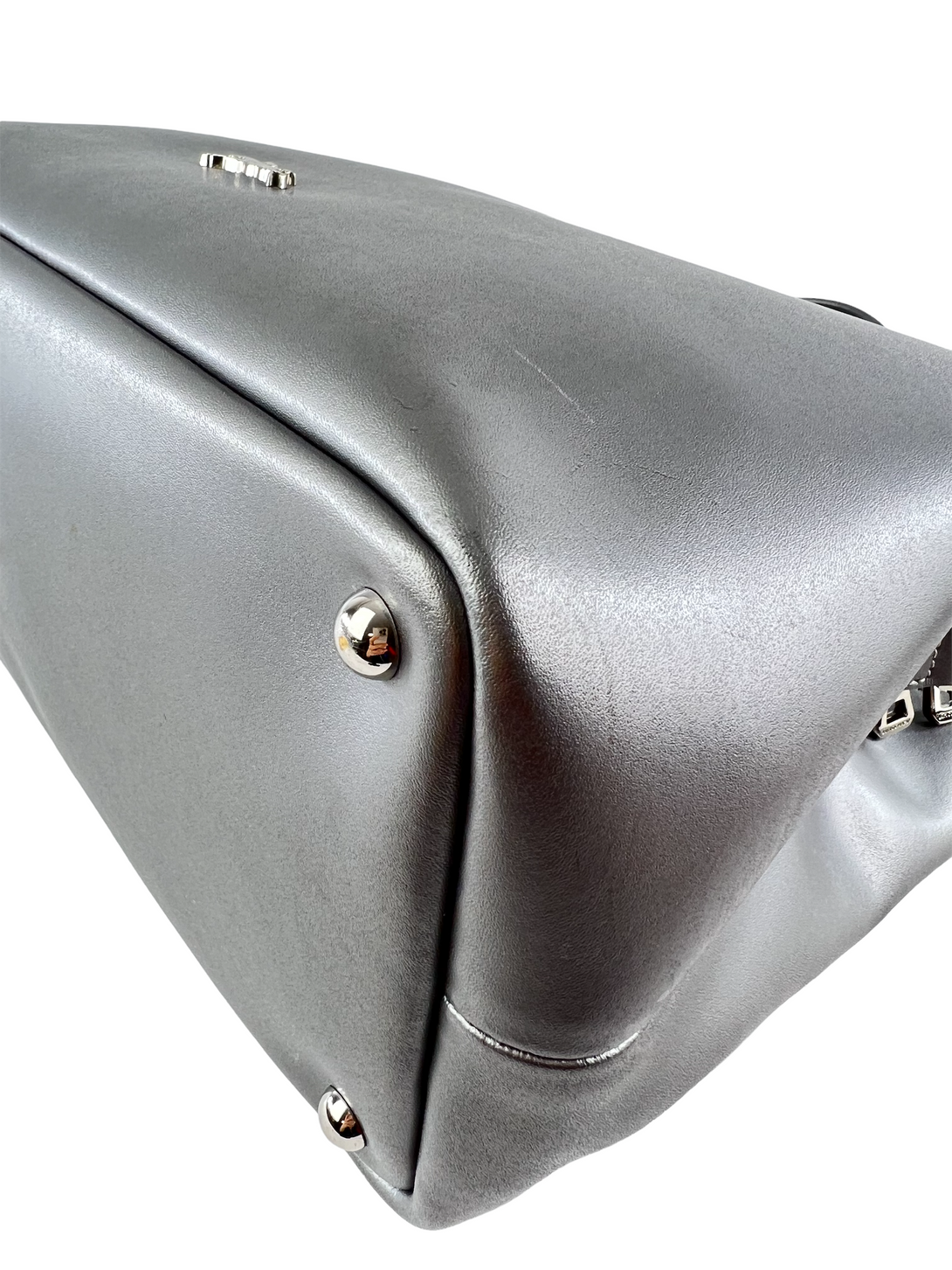 Longchamp Silver Handbag – Siopaella Designer Exchange