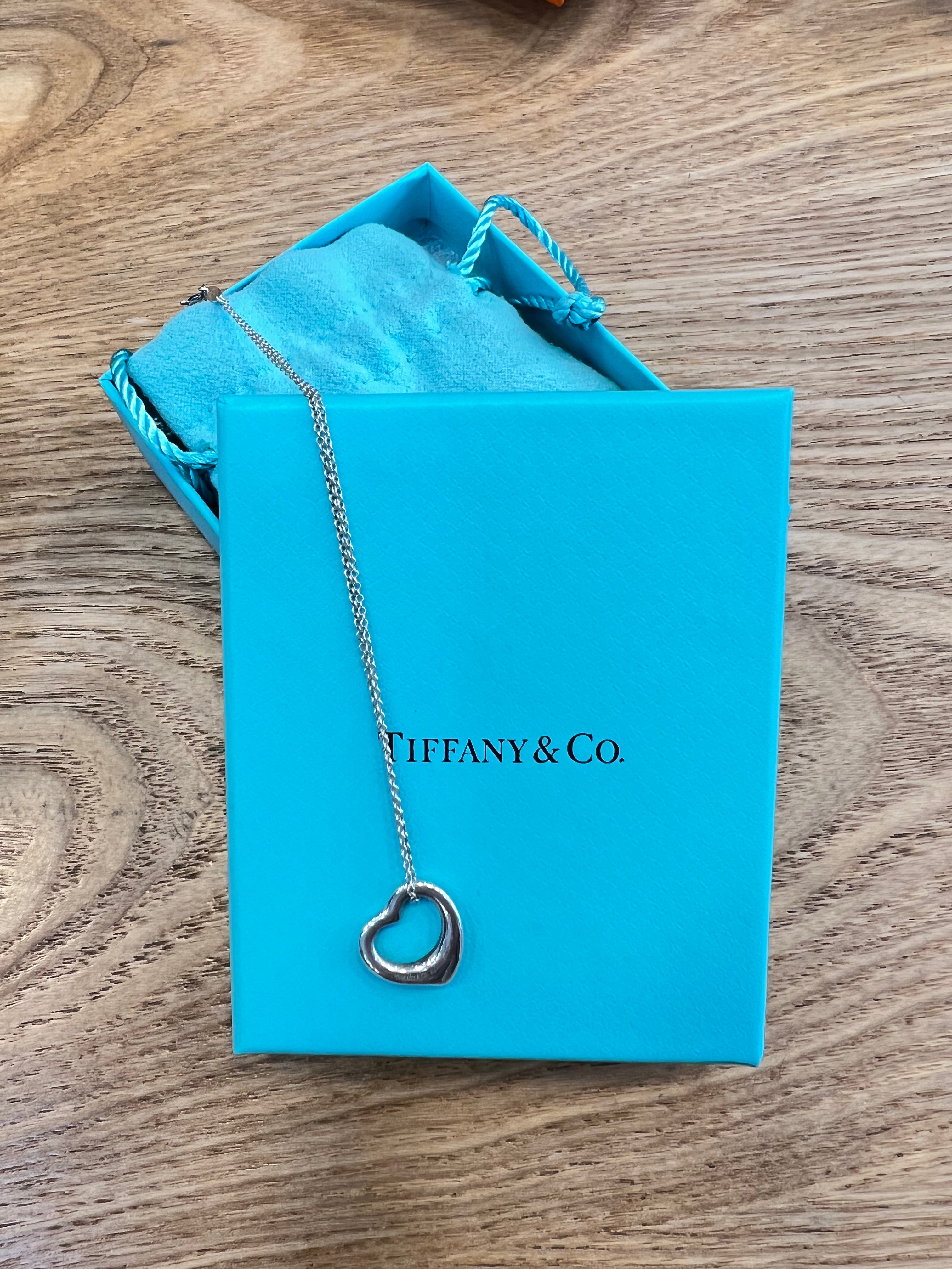 Tiffany and Co. Silver Necklace – Siopaella Designer Exchange