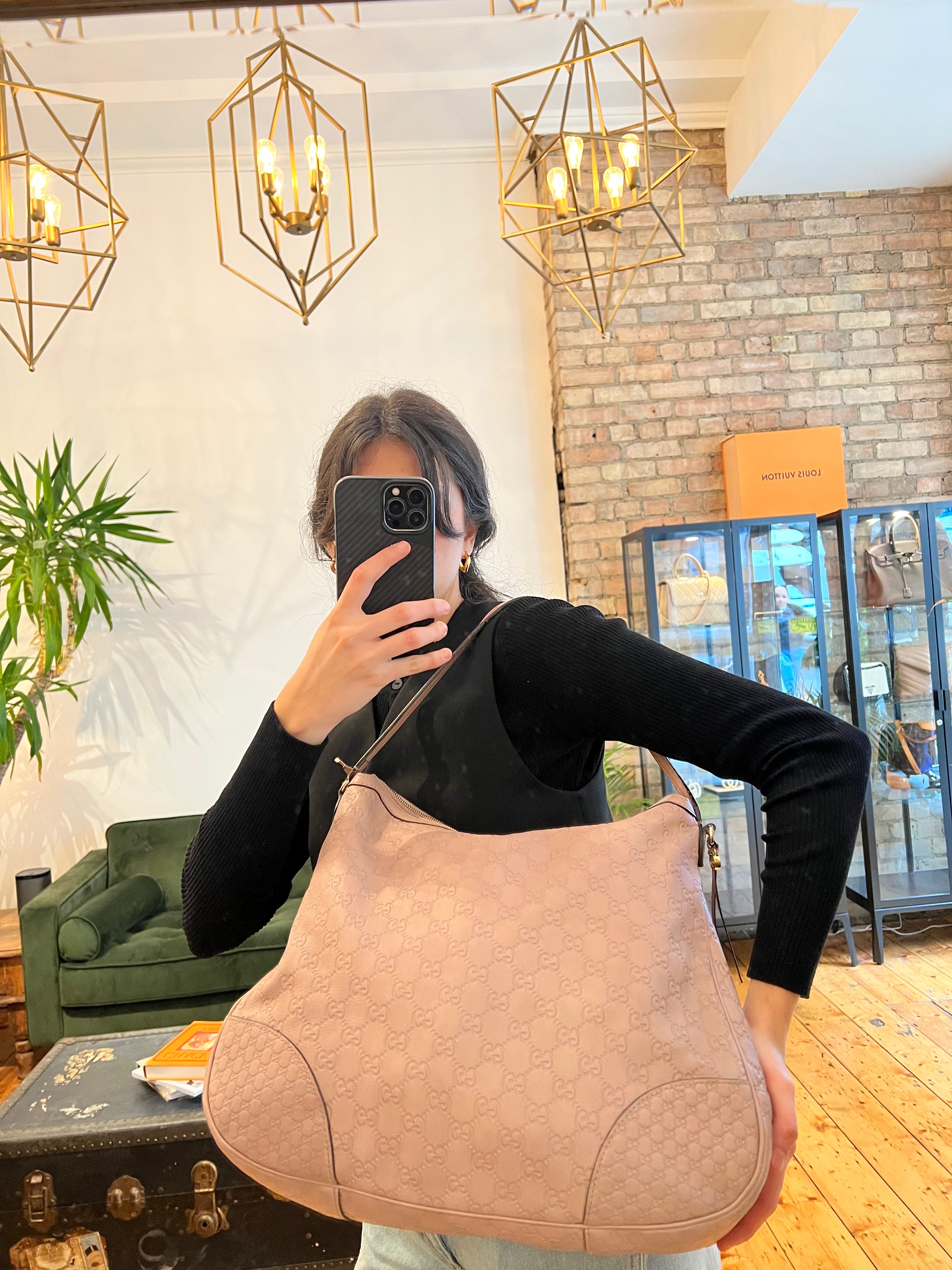 Gucci Pink Handbag – Siopaella Designer Exchange