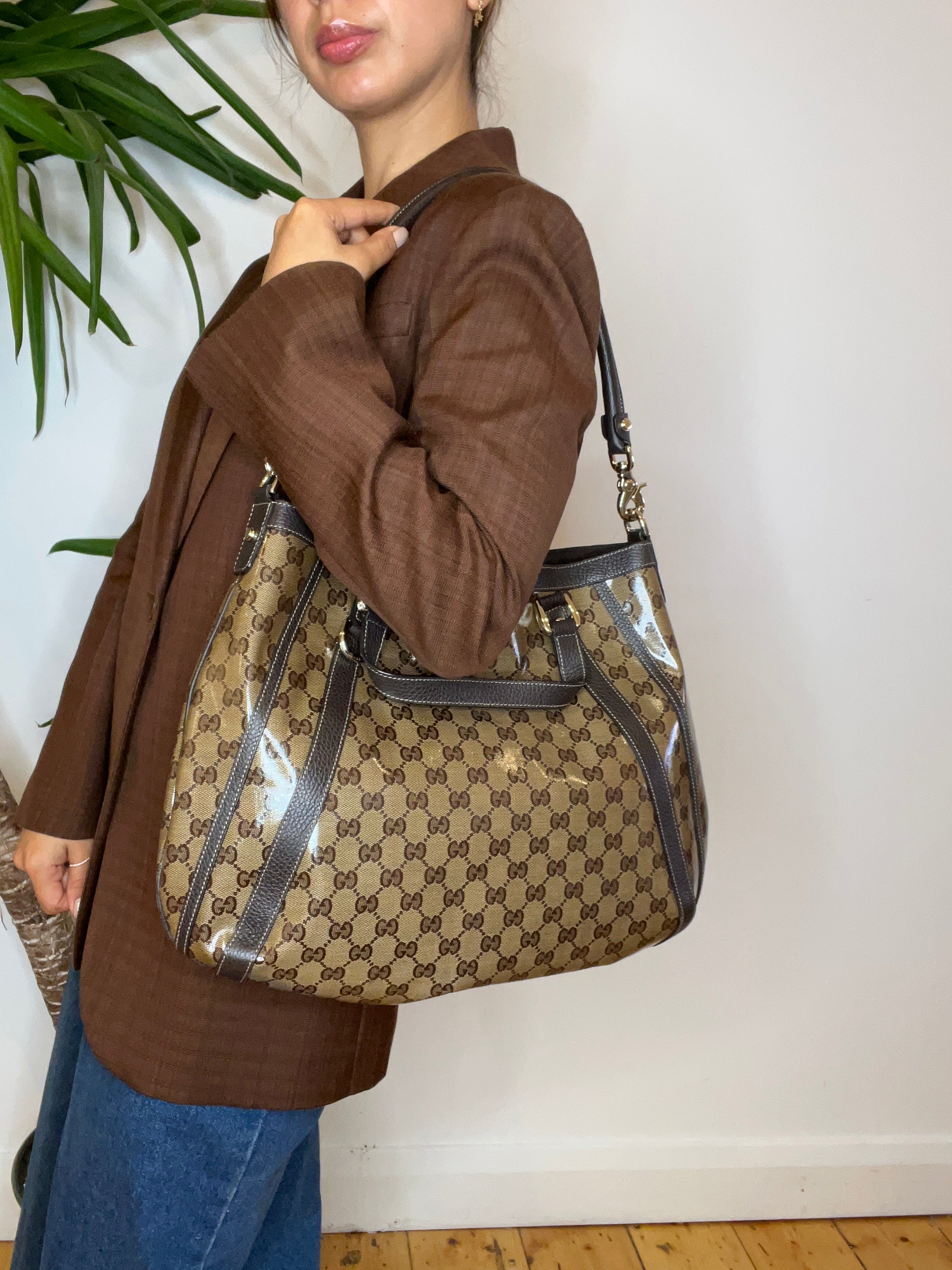 Gucci Monogram Handbag – Siopaella Designer Exchange