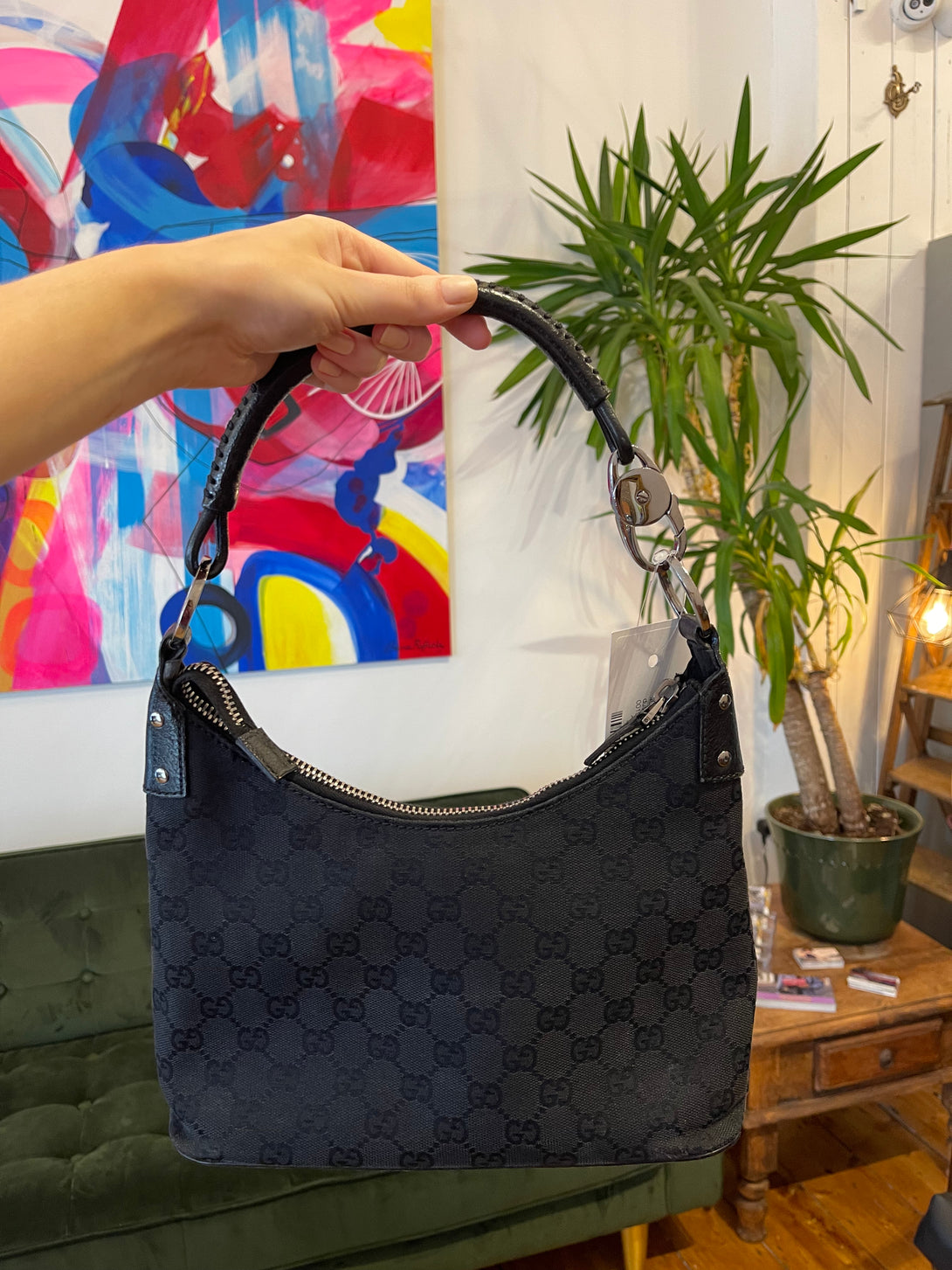 Gucci Black Handbag – Siopaella Designer Exchange