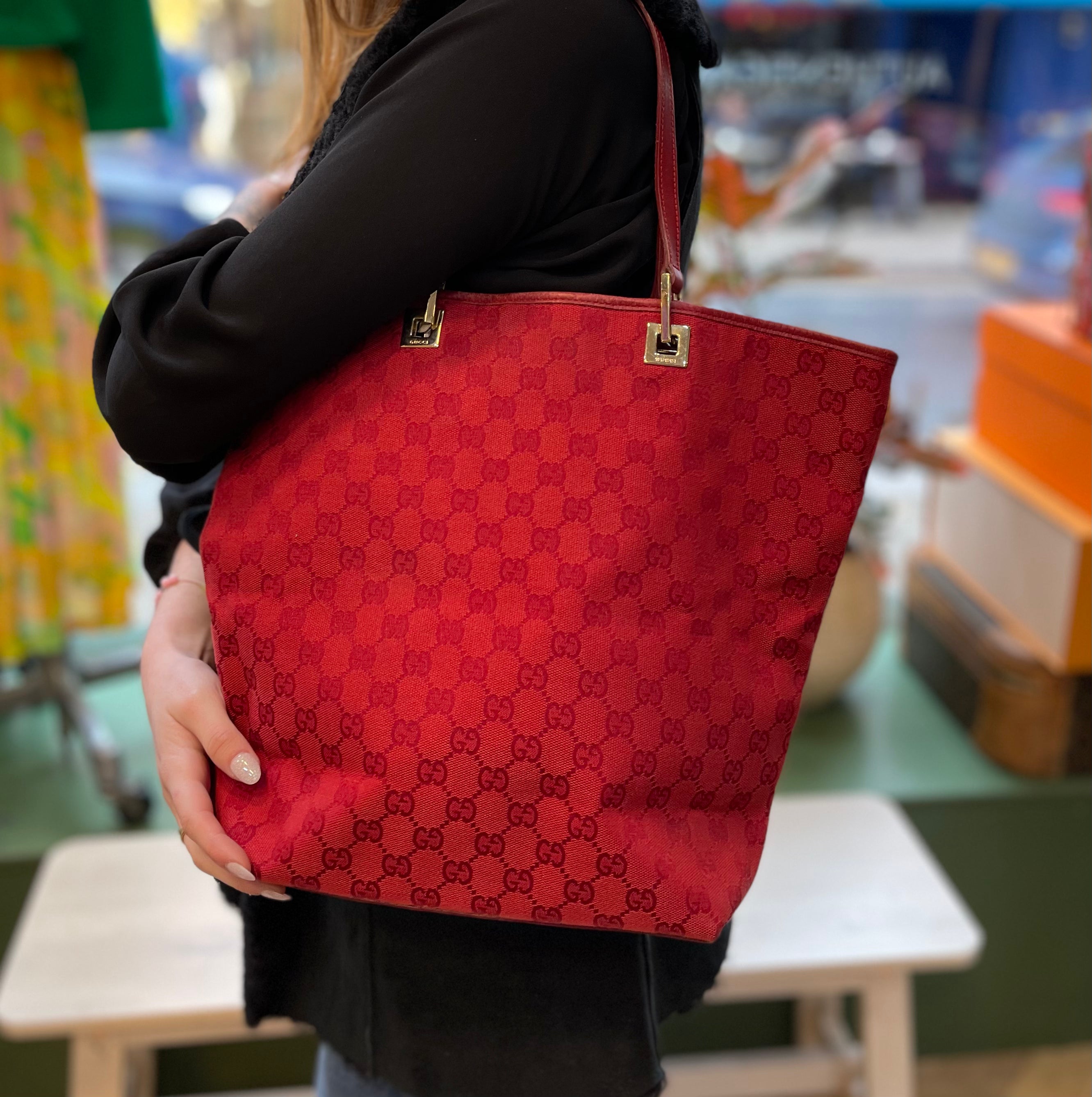 Gucci Red Monogram Canvas Tote – Siopaella Designer Exchange