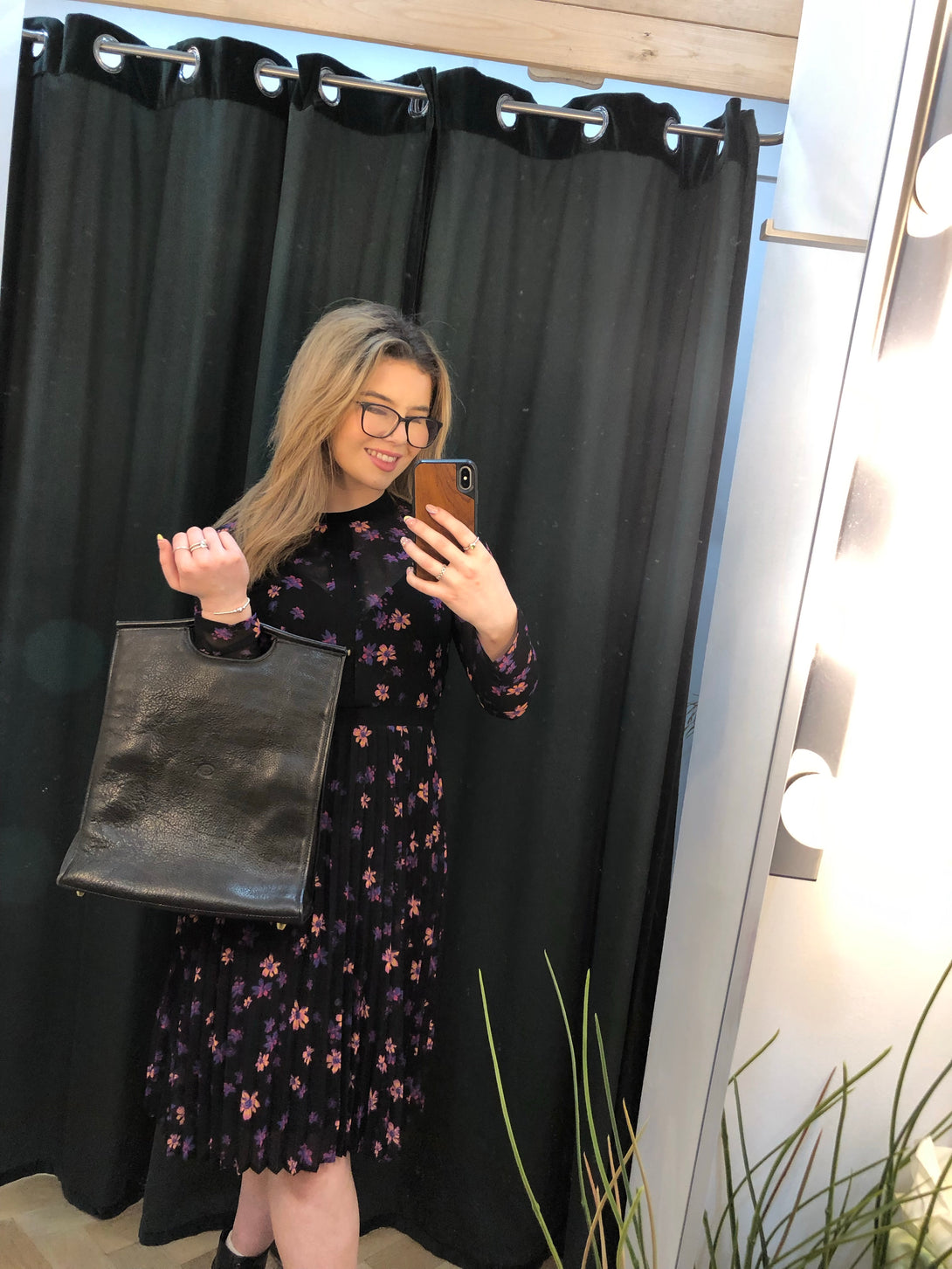 Chesneau Vintage Black Leather Tote Bag – Siopaella Designer Exchange